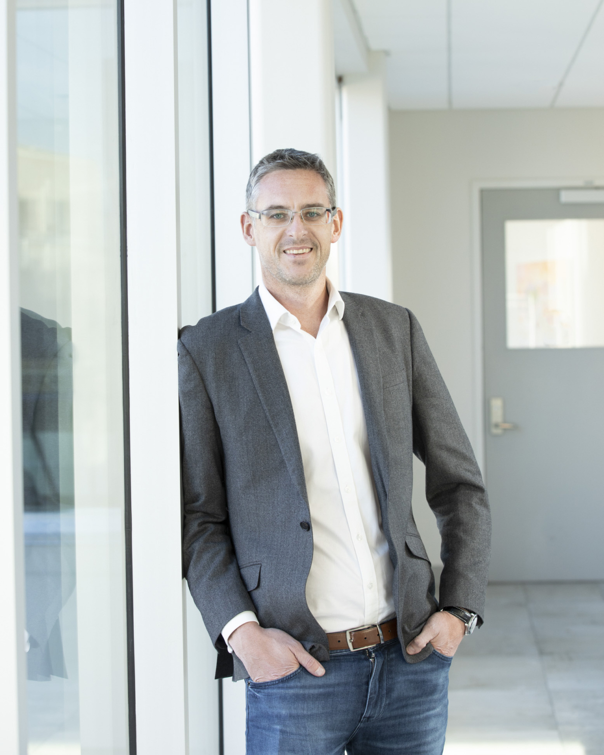 About Luminultra | Mission, Vision, Leadership, Facilities
